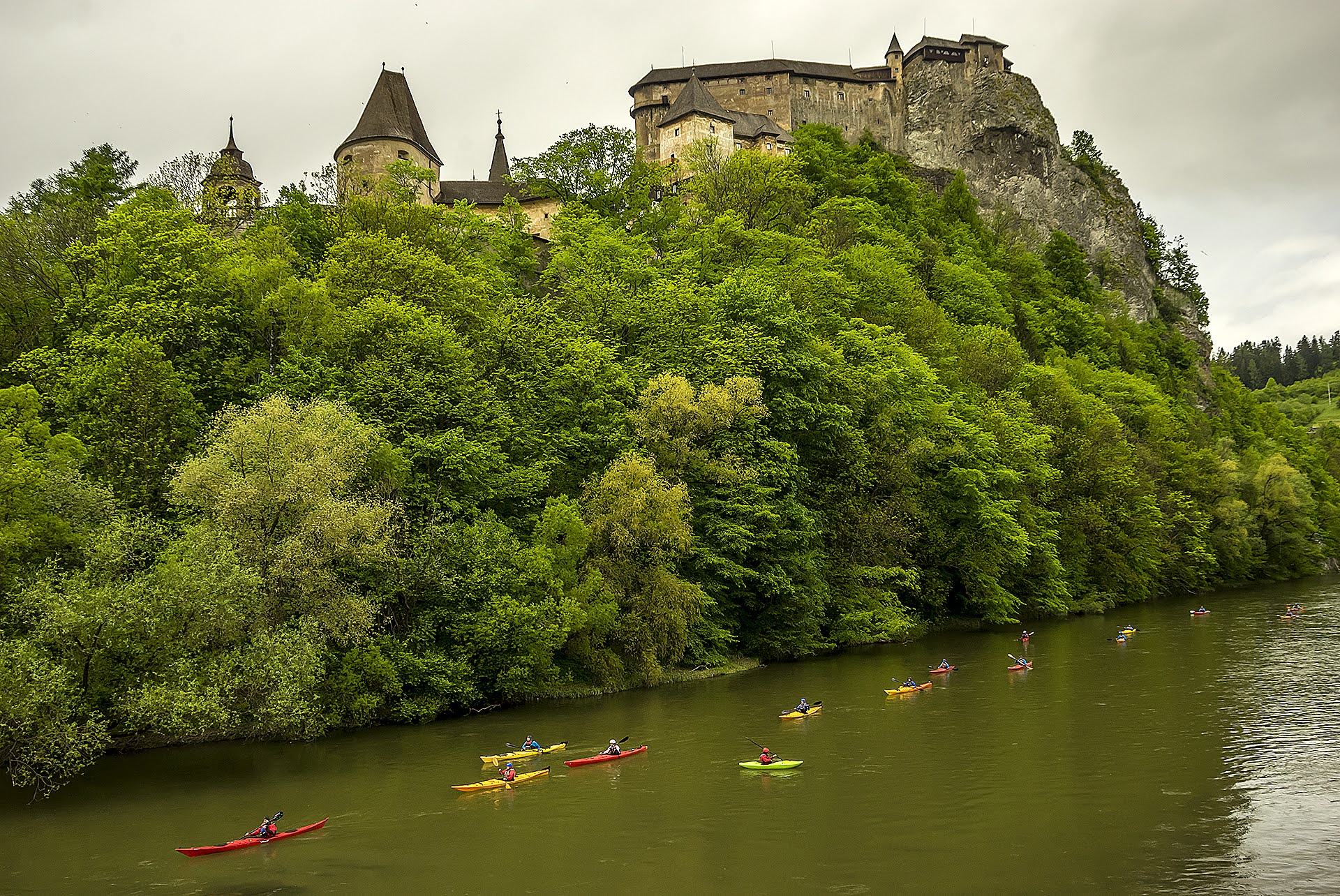 Orava - Váh - Hron kajak tour | ADVENTURIO